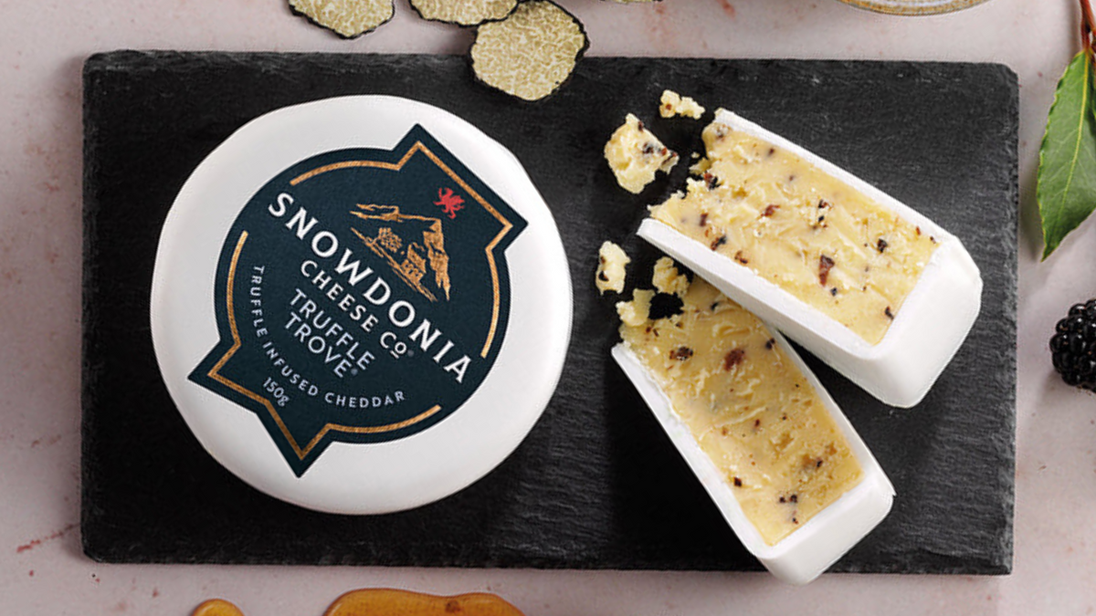 Snowdonia Truffle Trove Cheddar (150g) — Lidgates Butchers